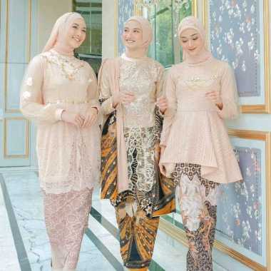 Jual Baju Kebaya Warna Cream Model Terbaru & Kekinian - Harga Diskon ...