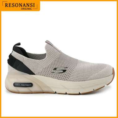 Jual Sepatu Sport Schecers Pria Original Terbaru - Harga Promo Murah ...