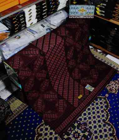 Sarung Batik Wadimor 🔥 - Terlengkap & Harga Terbaru 2026
