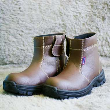 Jual Safety Shoes Tambang Model Terbaru - Harga Promo April 2024 | Blibli